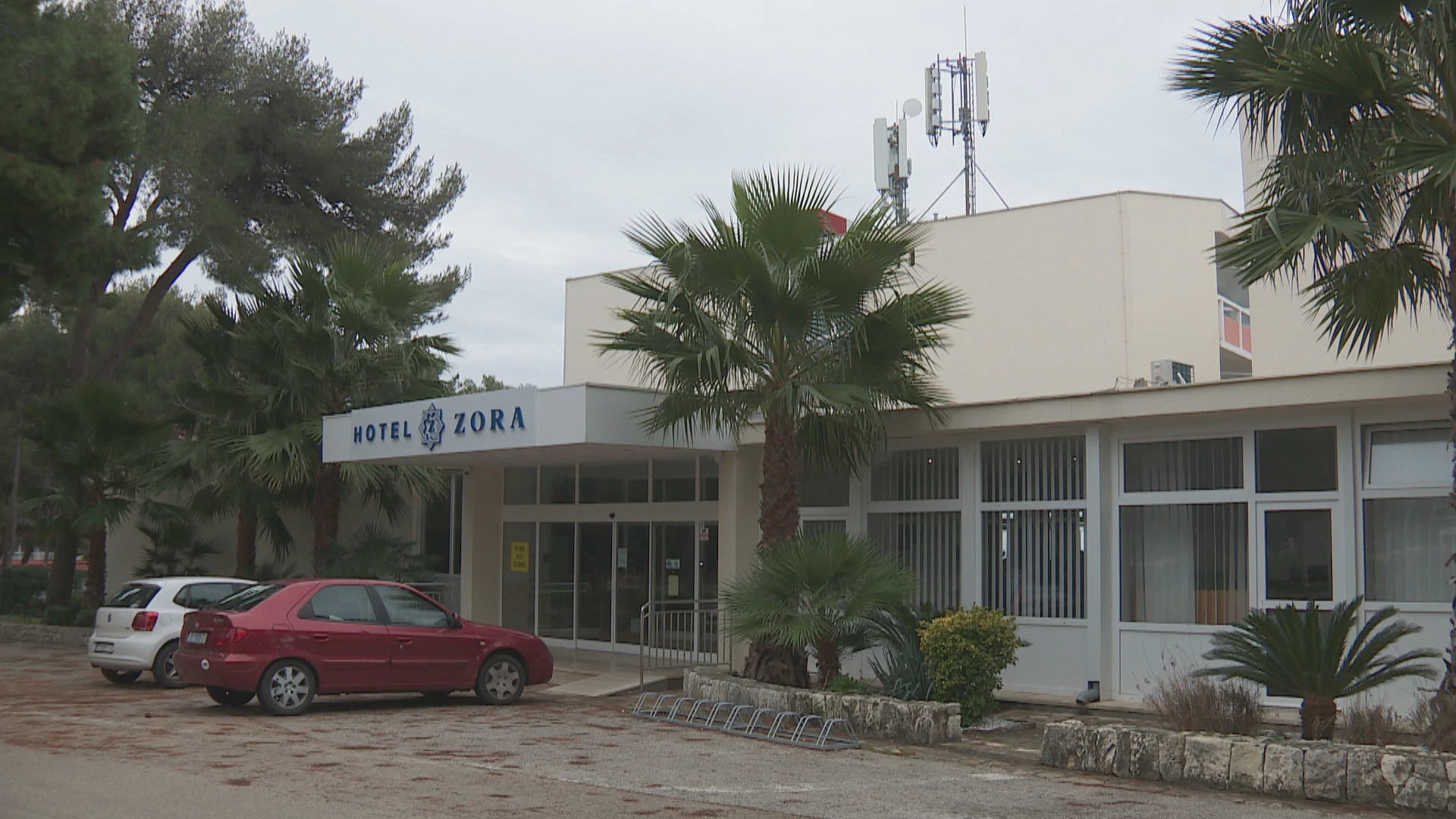 Primoštenski hotel 'Zora' zatvara svoja vrata - HRT