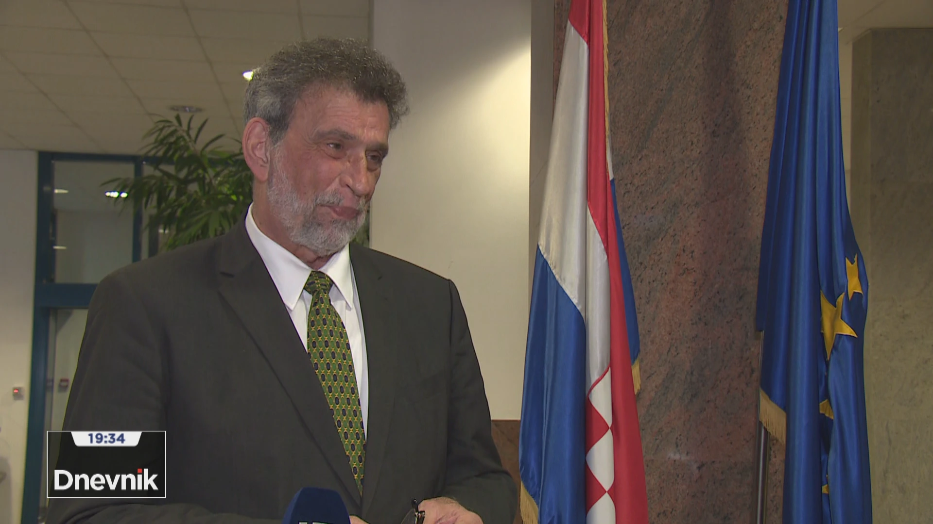 Ministar Fuchs: Više od 40 škola prijavljeno za cjelodnevnu nastavu - HRT