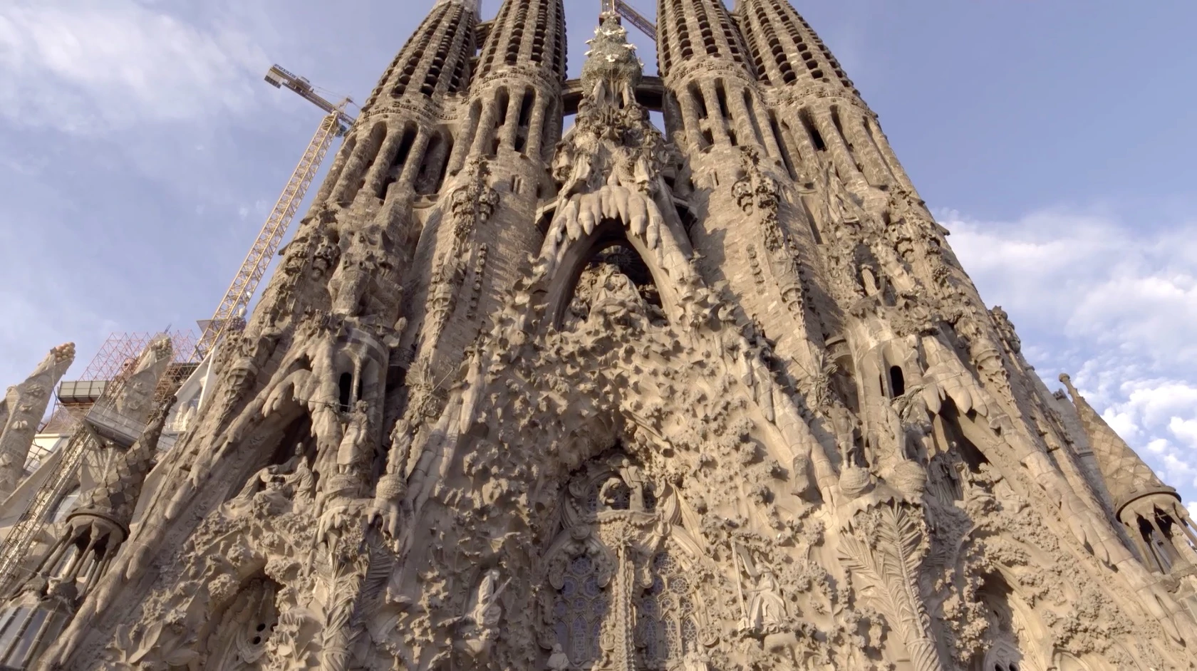 Sagrada familia - Gaudíjevo remek-djelo - HRT