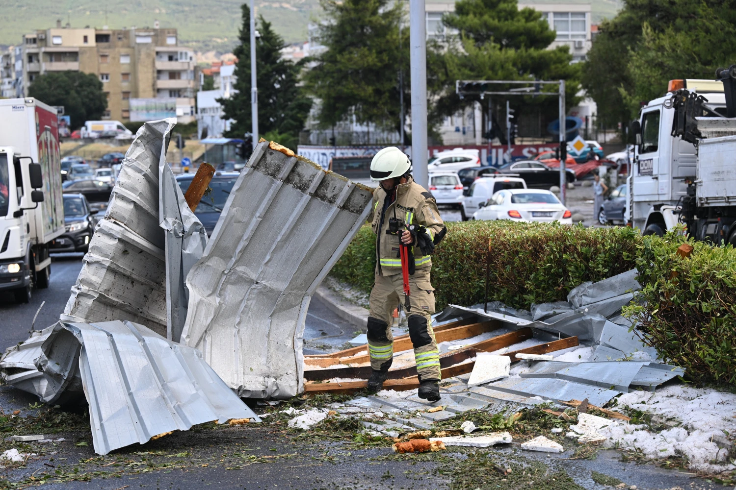 HRT: Massive damage in Split after intense storm